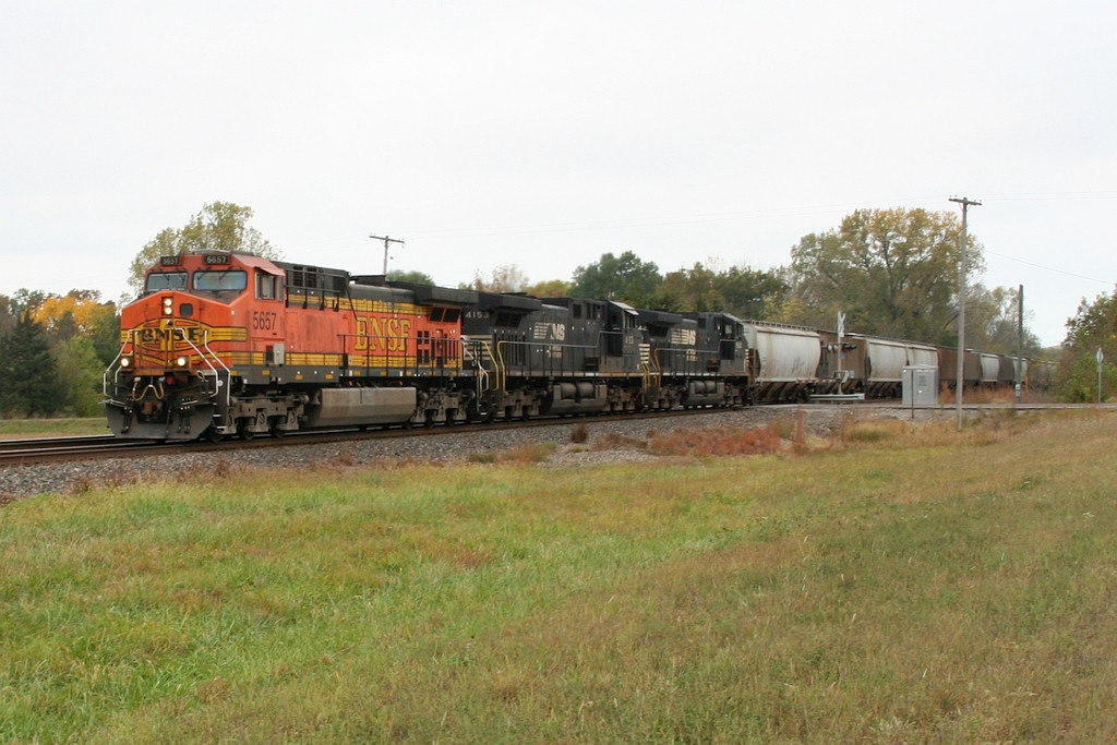 BNSF EB freight